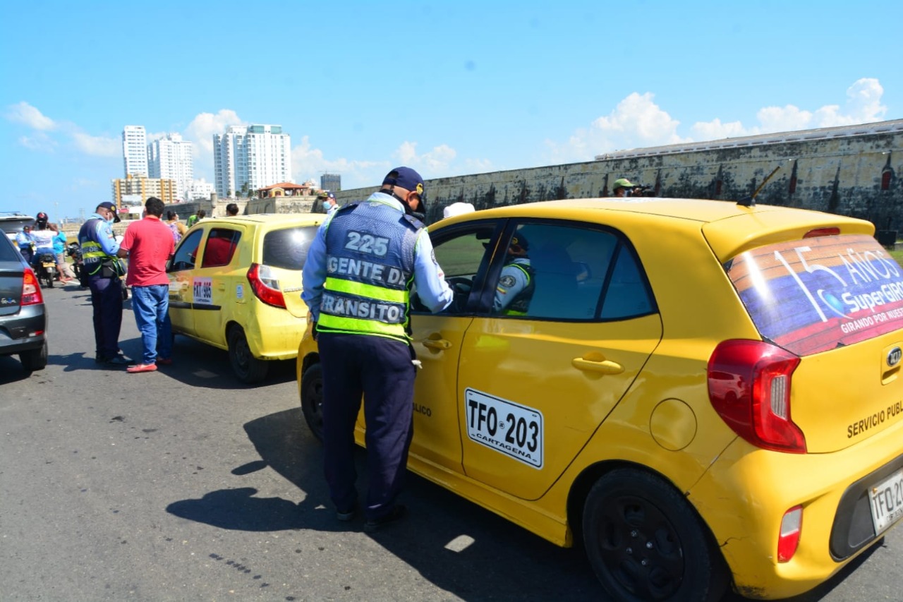 Cambia rotación de pico y placa para taxis - Visor Caribe