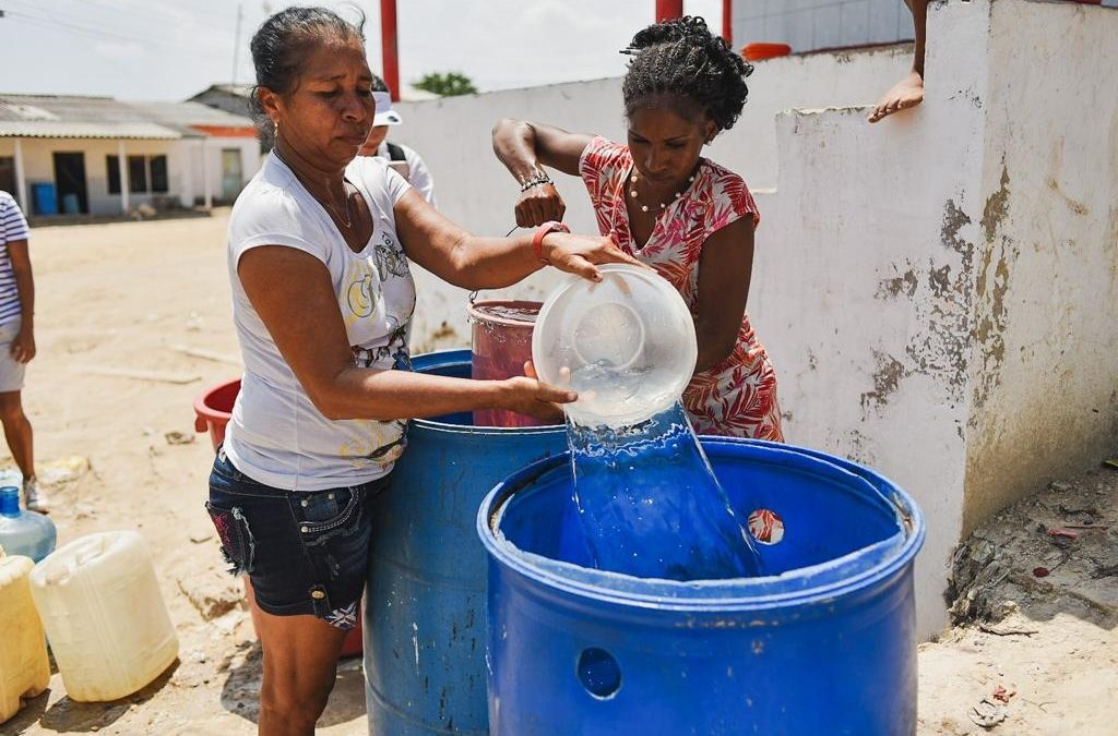 Más de 15 barrios quedan sin agua por daño en tubería - Visor Caribe